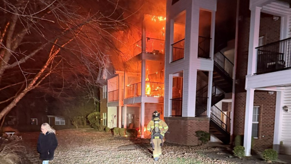 Cigarette butts sparks fire at east Louisville apartments