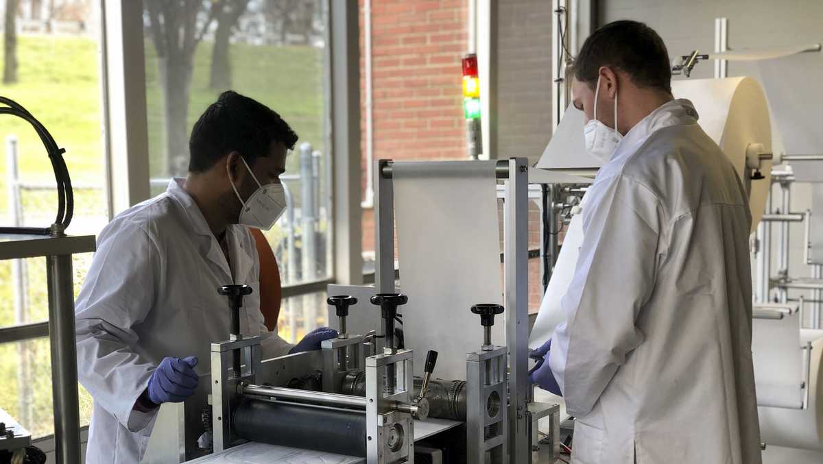 UofL students helping manufacture reusable N95-style masks