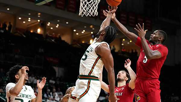 UofL snaps losing streak, beating Miami 80-71