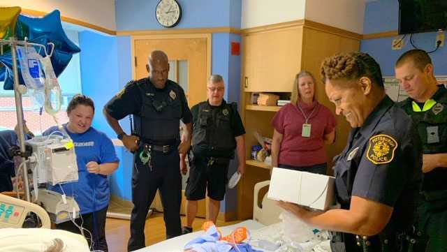Pittsburgh police visit boy after surgery at UPMC Children's Hospital ...