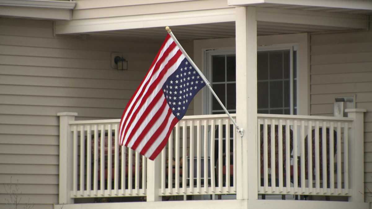Upside-down American flag display upsetting neighbors in Waukesha County Upside-down American flag display upsetting neighbors in Waukesha County