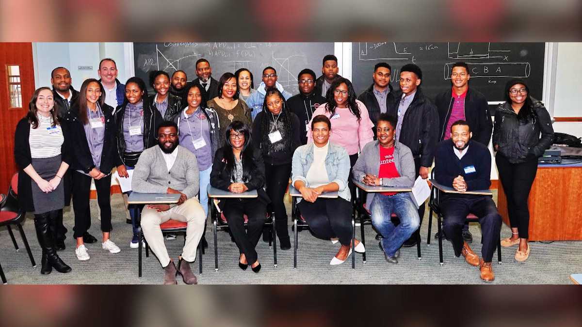 More than 100 Baltimore students attend Saturday Leadership Program