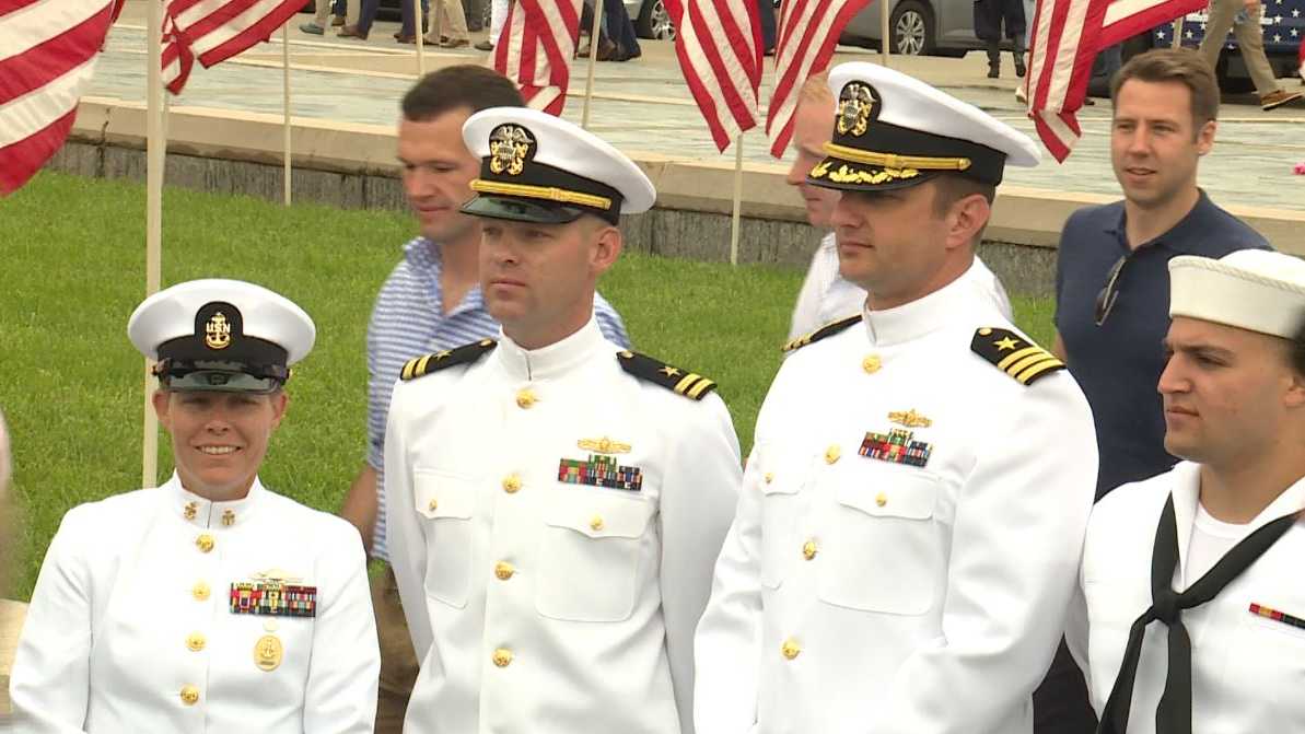 Crew members of USS Kansas City visit ship's namesake city