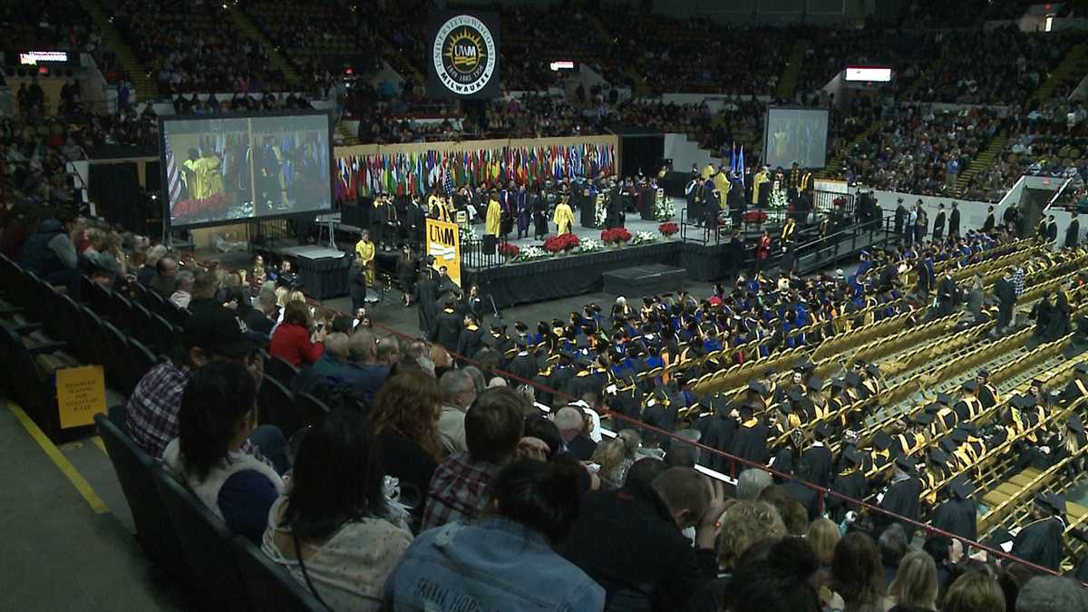 'Congratulations lil Sis:' Oprah attends UWM graduation ceremony