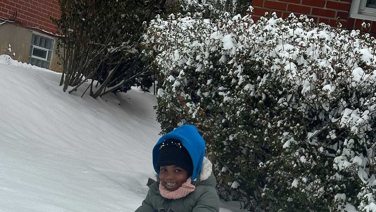 See Baltimore's first snow in 716 days in photos