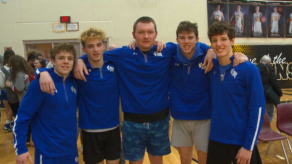 Meet Van Meter/Earlham wrestling's 'fab five'