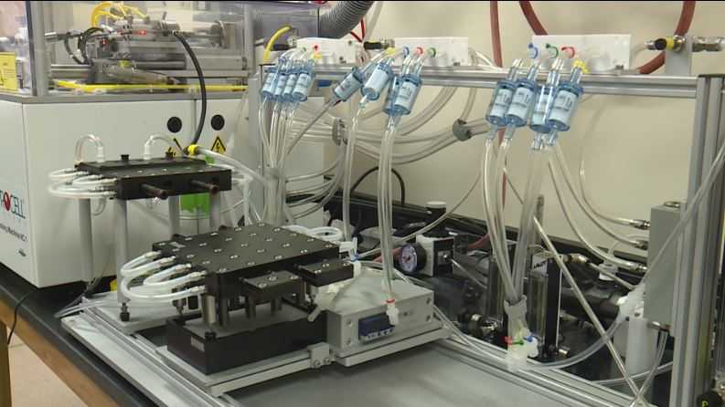 Kansas City doctor uses 'vaping robot' in research