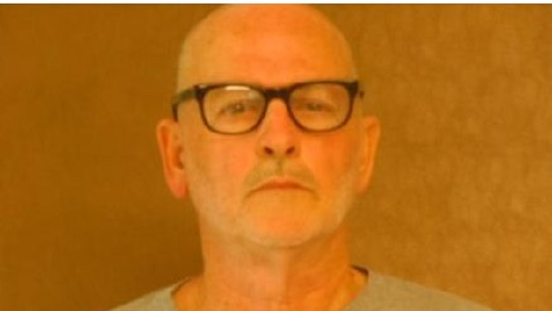 Burlington suspect loses finger during attempted home invasion Burlington suspect loses finger during attempted home invasion