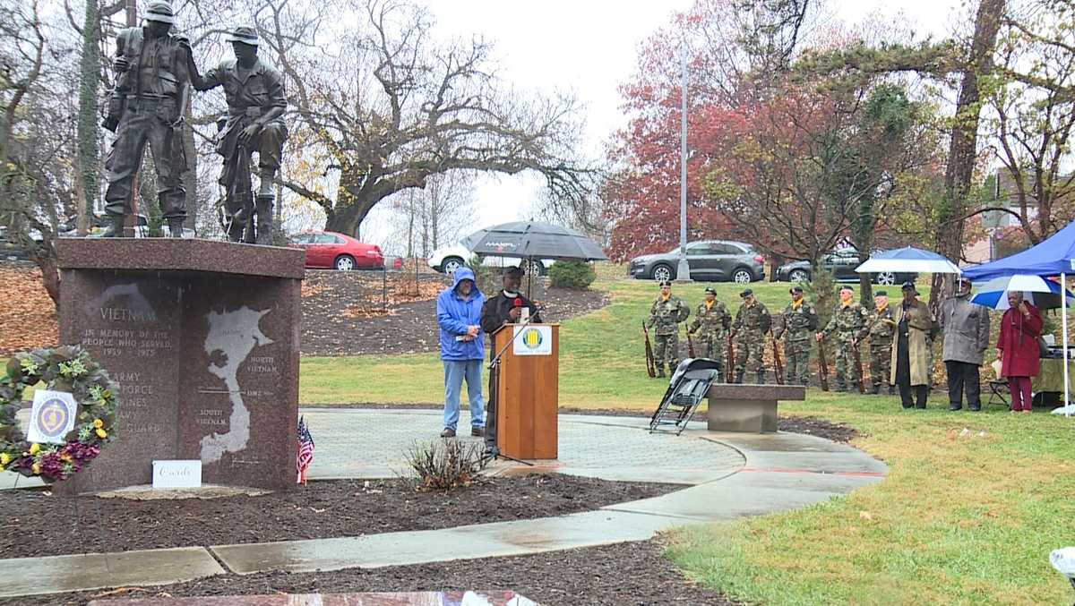Cincinnati residents, veterans honor those who served our country