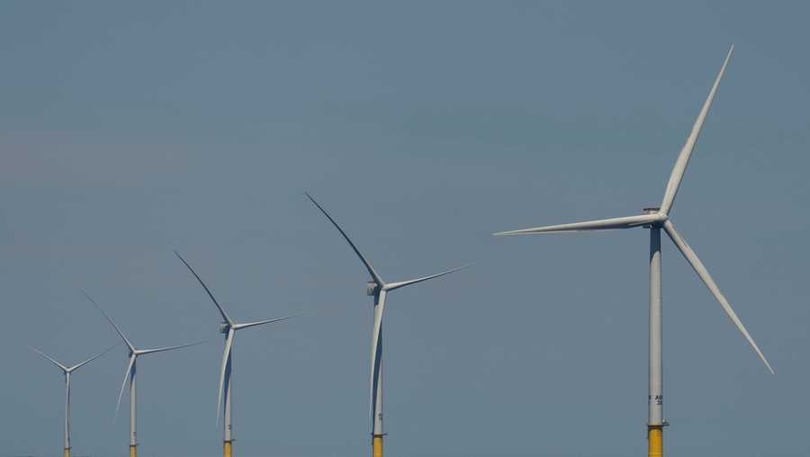 Trump order halts offshore wind projects for at least 90 days