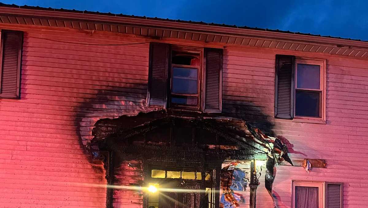 Evening fire scorches front of Mifflin County, Pa. house