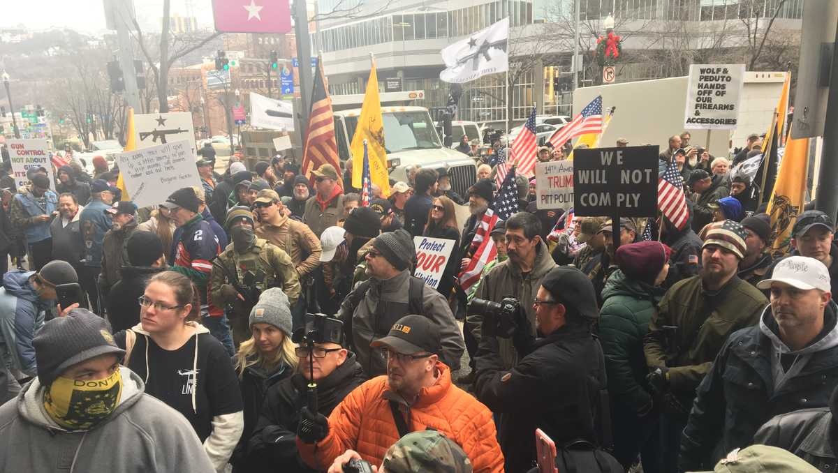 Hundreds rally against Pittsburgh's proposed gun restrictions