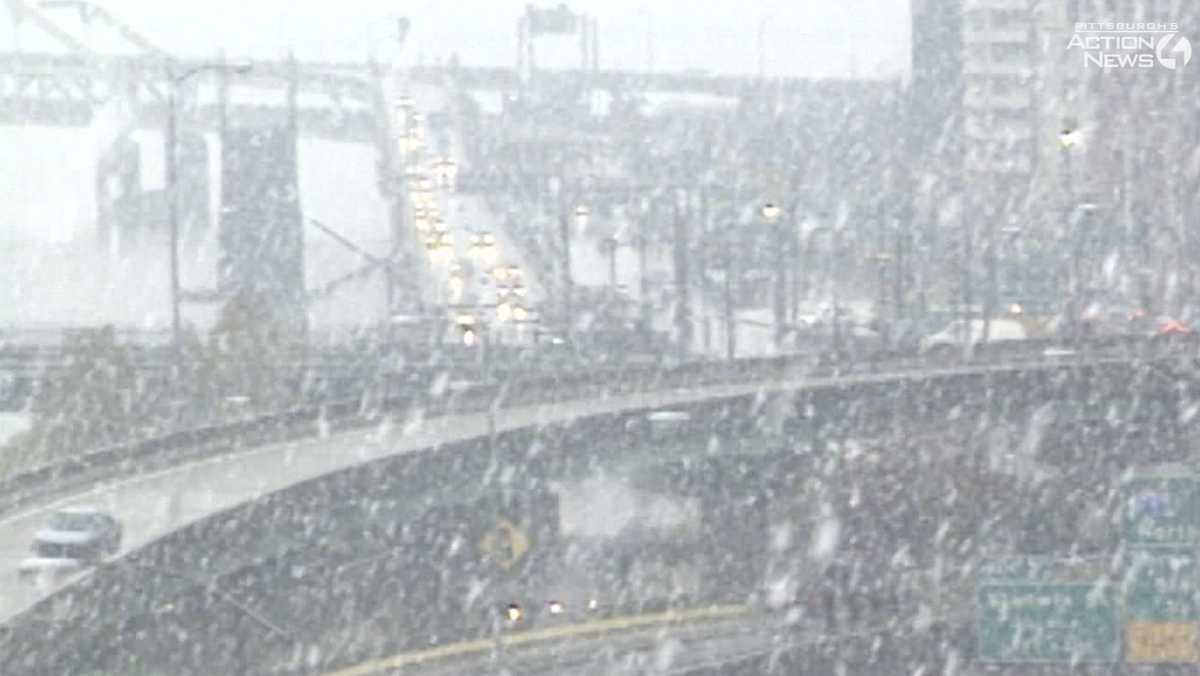 Archive: October snowstorm hits Pittsburgh on Halloween in 1993