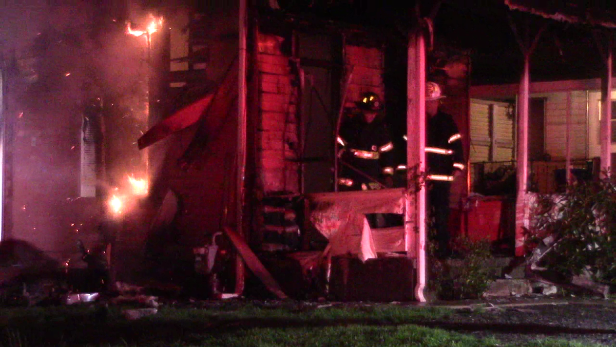 Investigators looking into suspicious fire in New Castle Investigators looking into suspicious fire in New Castle