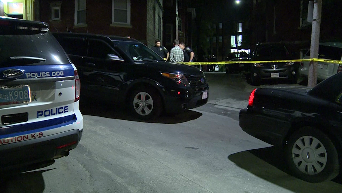 Man shot in chest, suffers life-threatening injuries