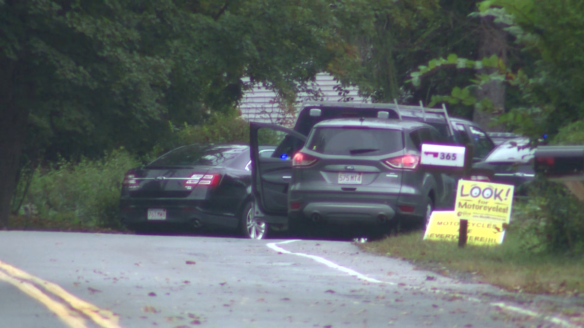 Death of man whose body found off road called 'suspicious'