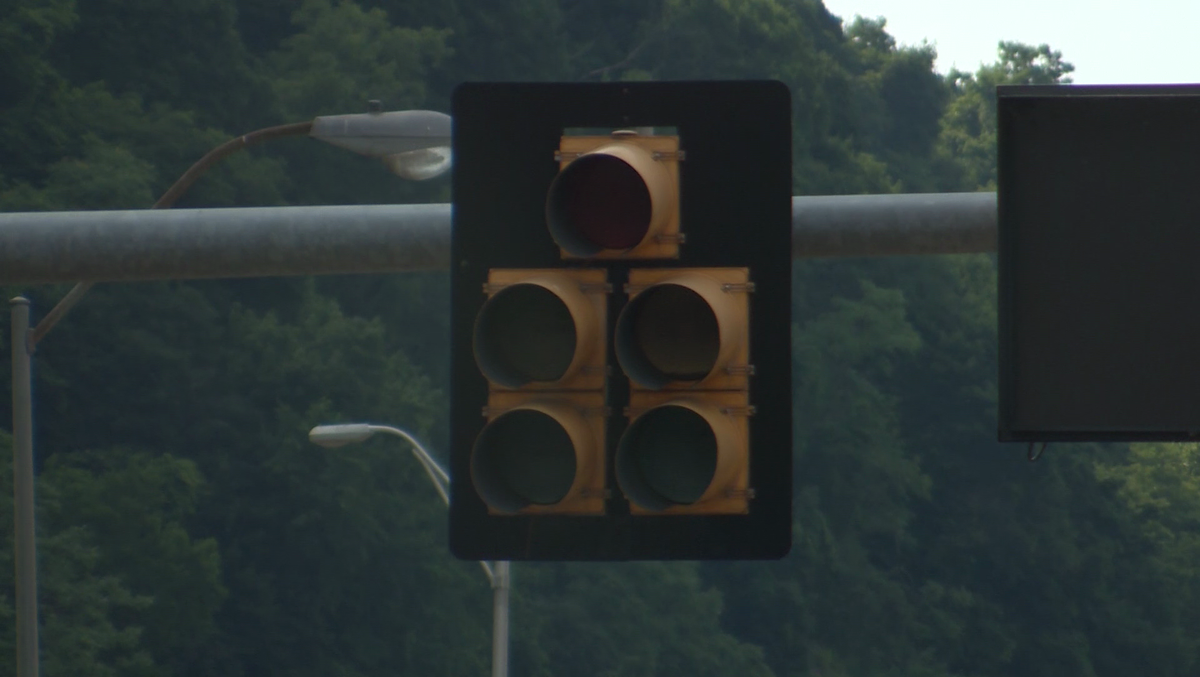 Power outage impacting businesses at Station Square