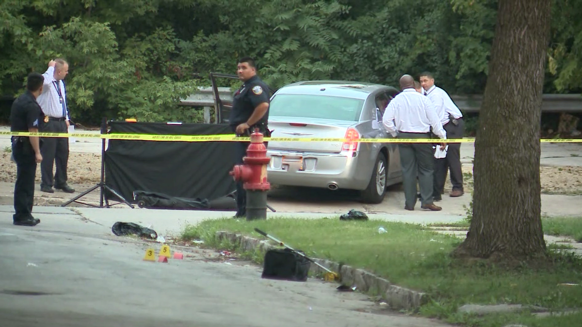 Police: Woman killed in Monday morning shooting