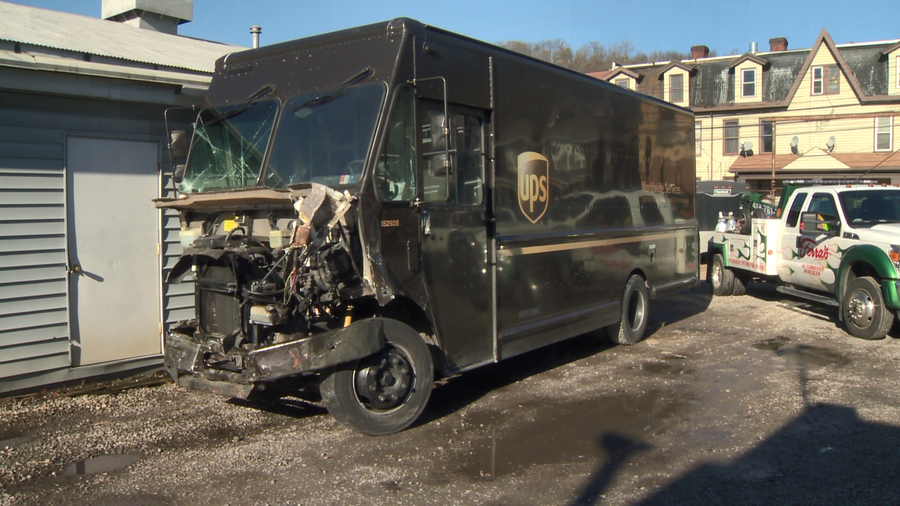 Police: UPS driver found with alcohol and marijuana after crashing into ...