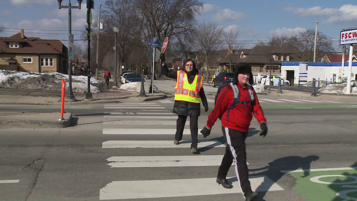 Mayor steps up to help with school crossing guard crisis