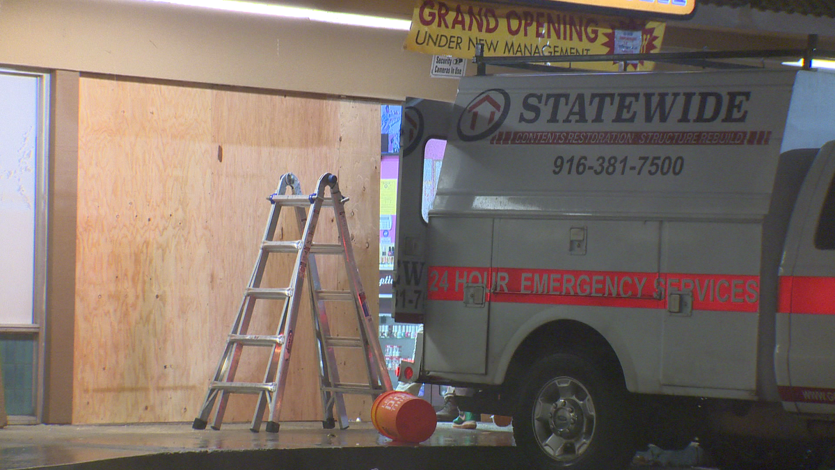 Driver flees after crashing into Sacramento nail salon Driver flees after crashing into Sacramento nail salon