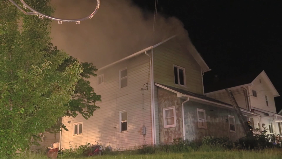 Firefighter injured at scene of fire in New Castle