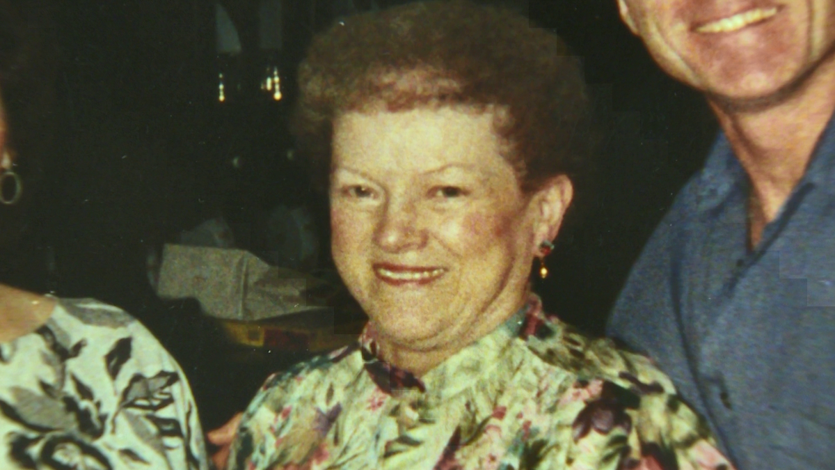 Family of woman killed in 1993 frustrated by district attorney's ...