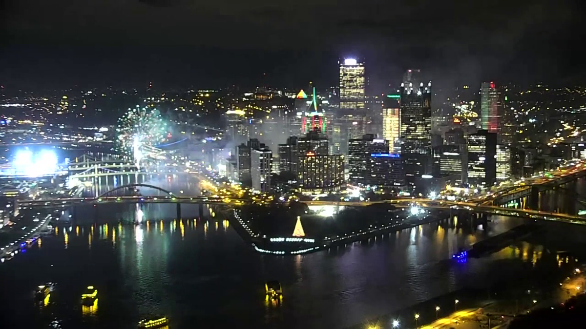 Replay: Pittsburgh's Light Up Night Fireworks