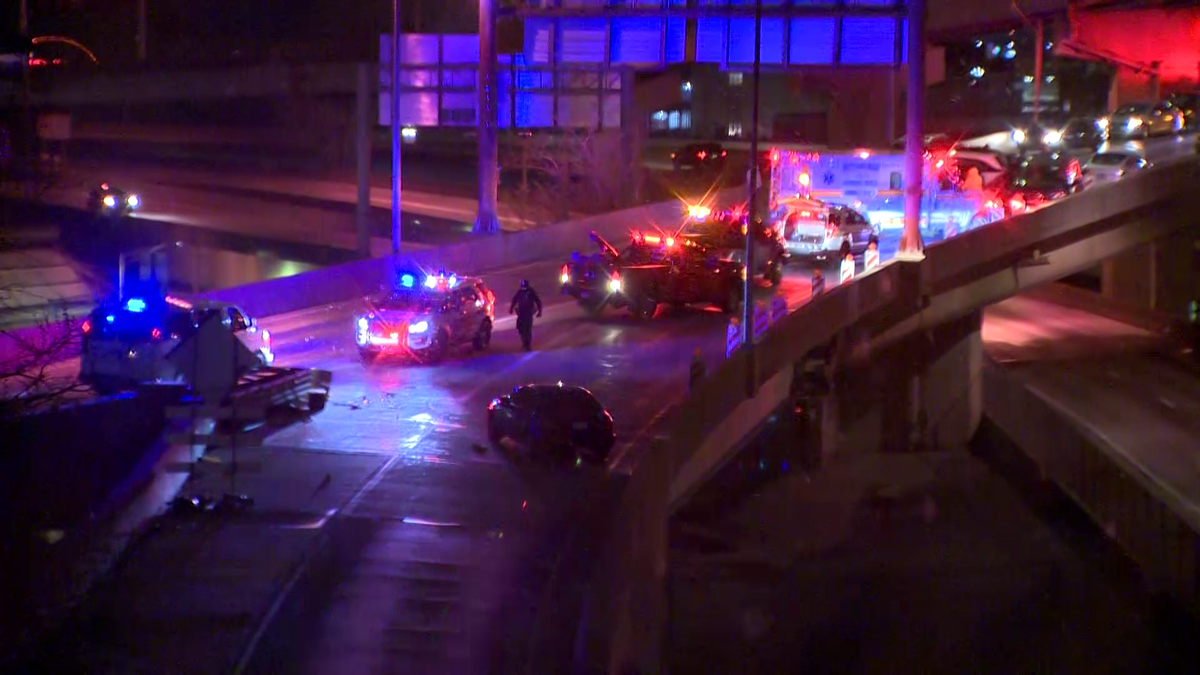 Several crashes reported due to icy conditions in Pittsburgh area