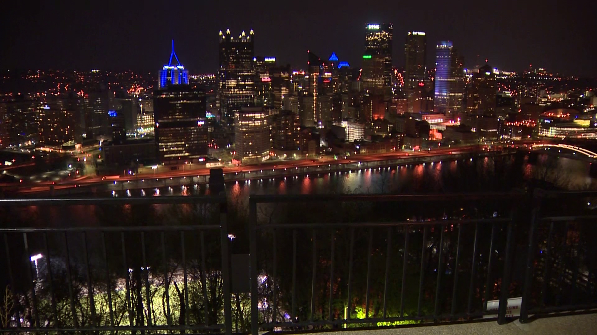 Downtown buildings glow in honor of Frozen Four at PPG Paints Arena