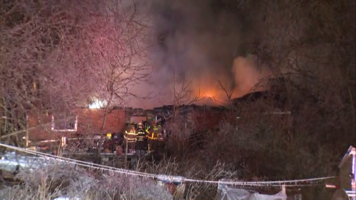 Fire & ice: Flames tear through Findlay Township home during winter storm