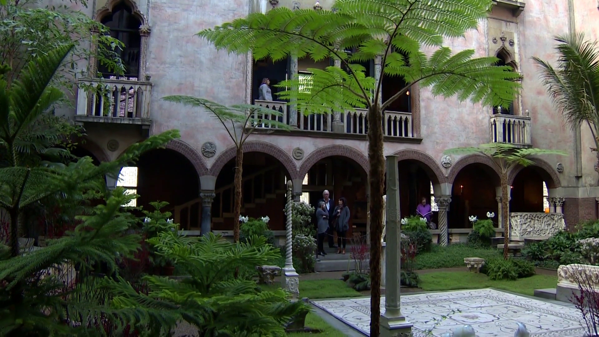 Museum offers tropical oasis in heart of Boston