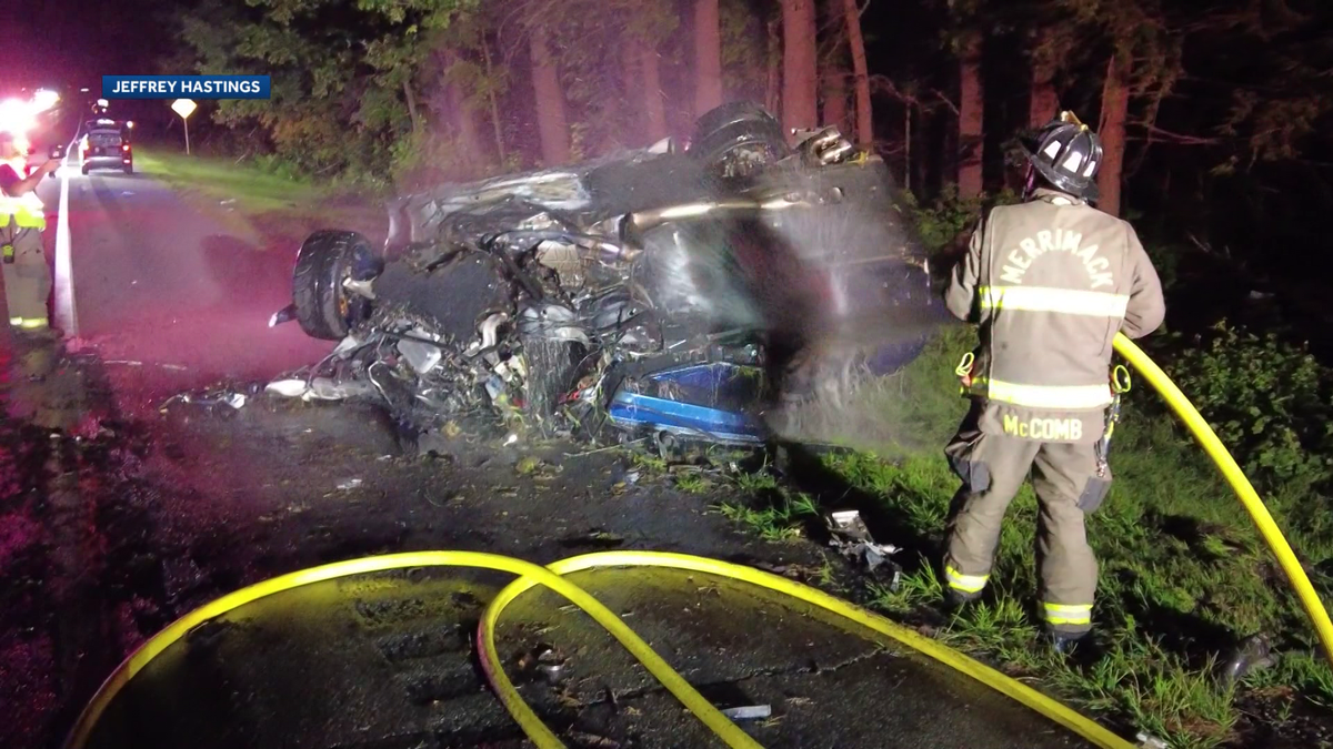 Badly wadded up modded Blue GT-R crash last night. | Nissan GT-R Forum