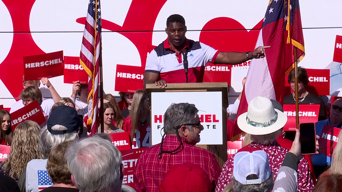 Georgia: Crowd attends Herschel Walker rally in Richmond Hill