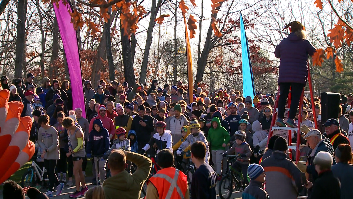 Roughly 1,000 participants take part in Windham Turkey Trot