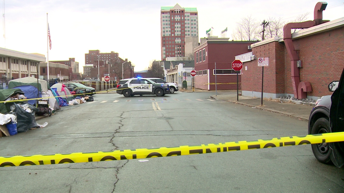 Police: At least 1 stabbed large fight in Manchester, NH