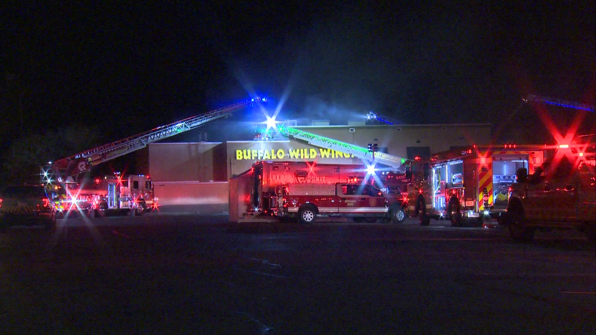 Fire crews called to Buffalo Wild Wings in West Mifflin