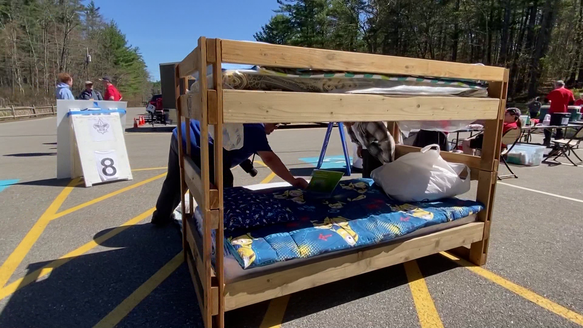 10 bunk beds built by volunteers for NH children in need