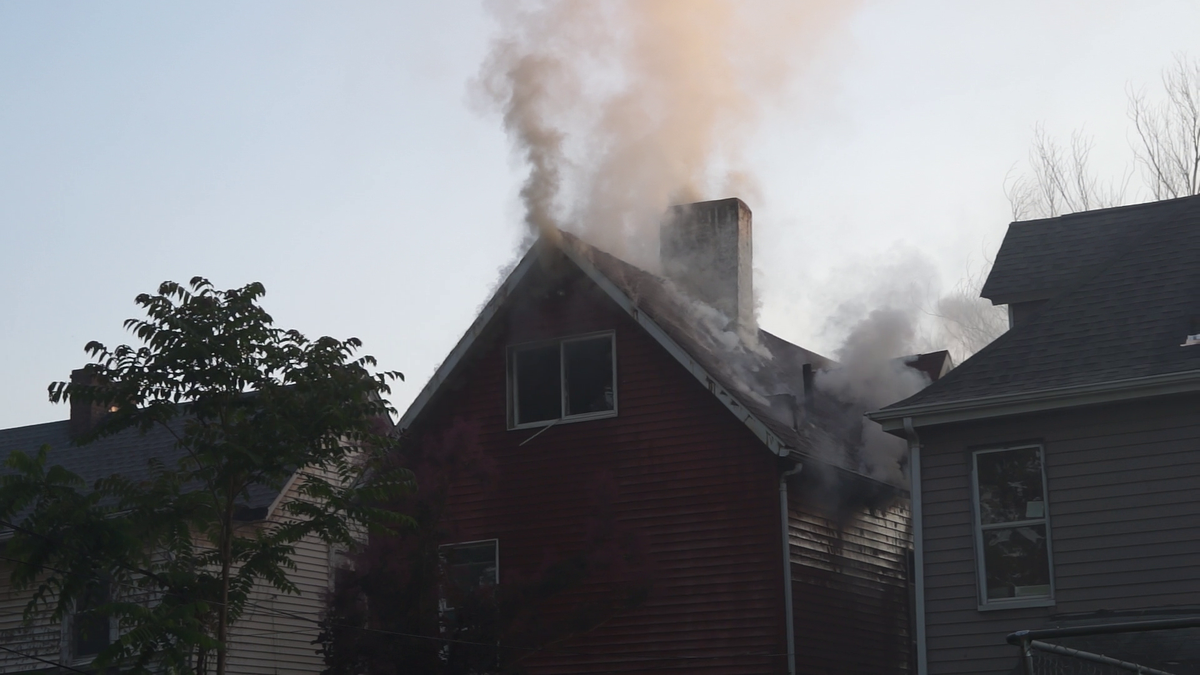 Fire breaks out in New Kensington home