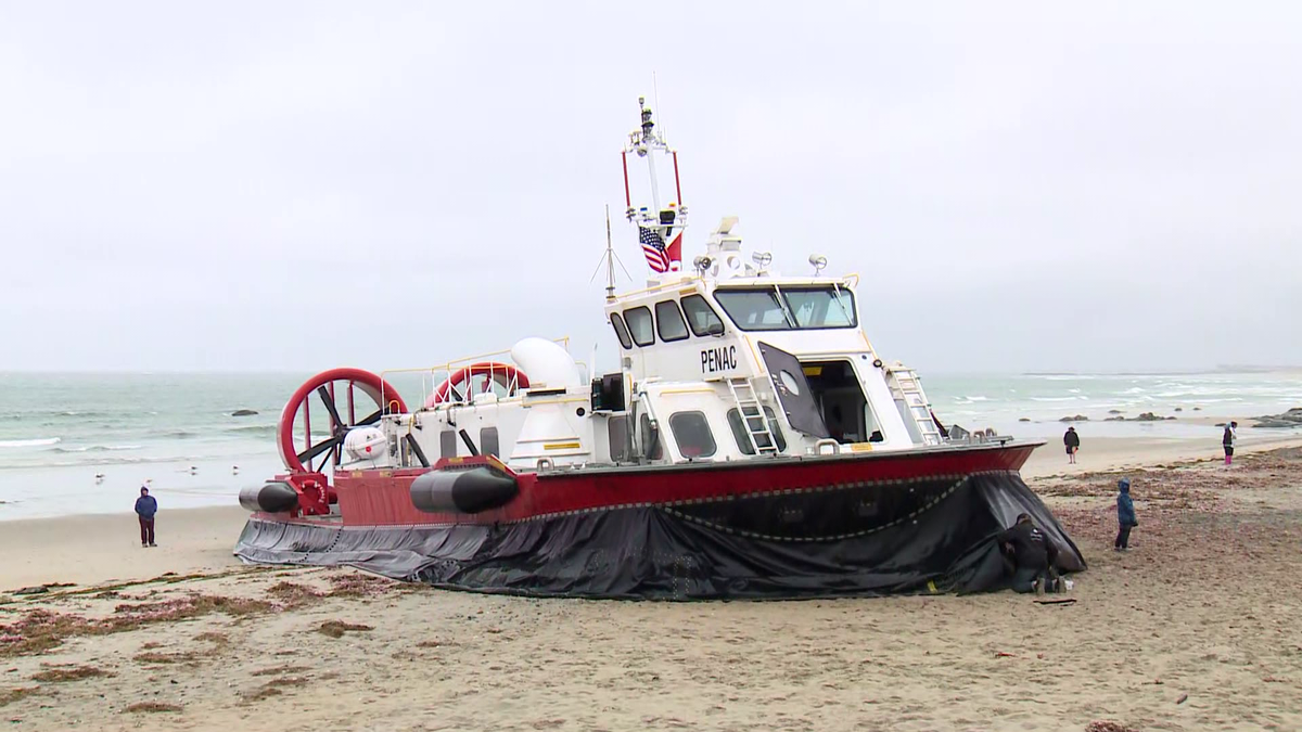 Hovercraft 'beaches itself' on Hampton Beach in New Hampshire