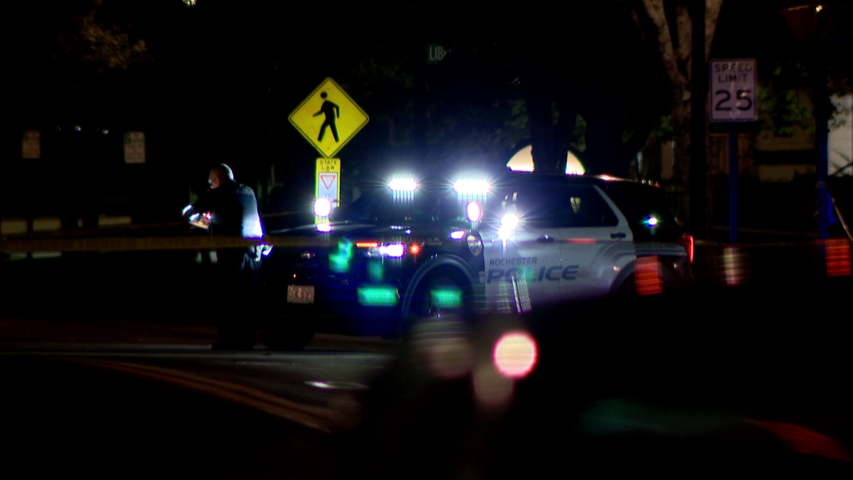 Police: Motorcyclist dies after crash in Rochester, NH