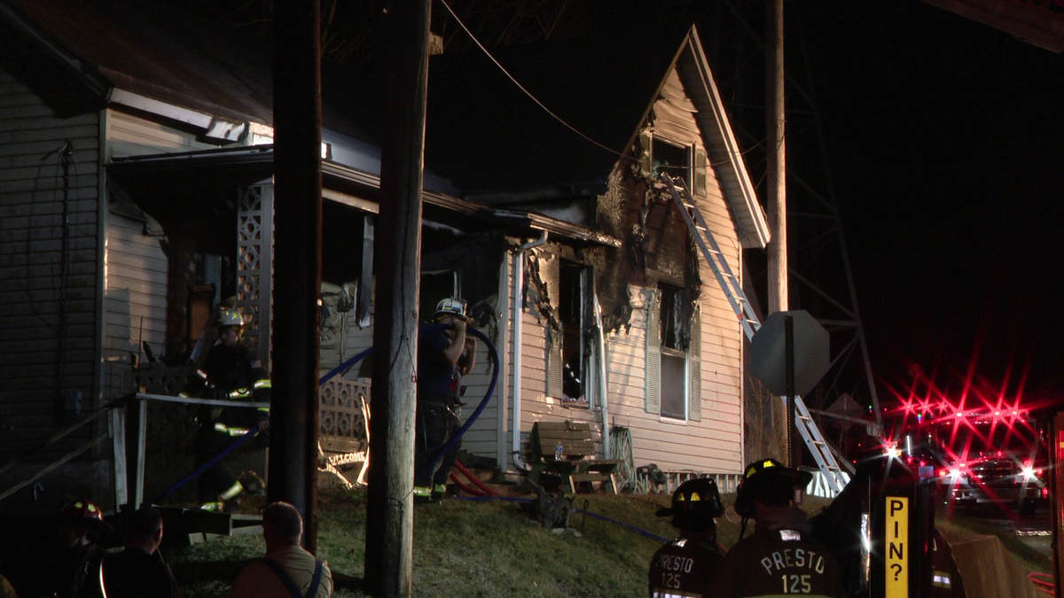 Five people escape house fire in Scott Township