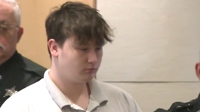 NH triple murder suspect may use possible insanity defense