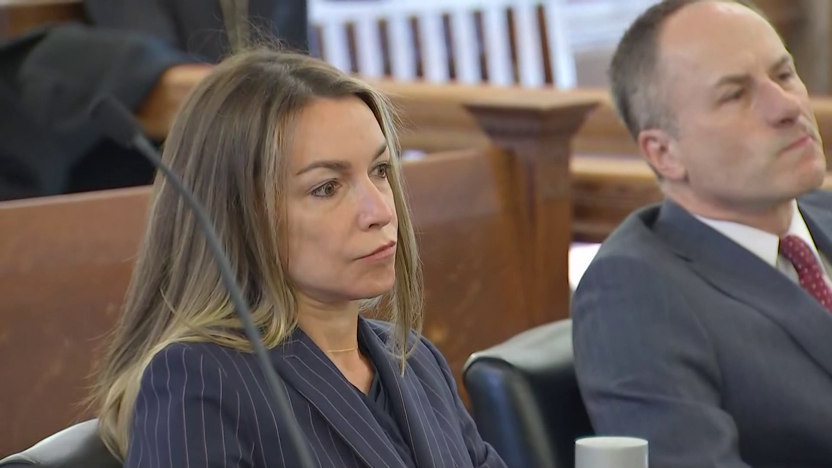 Defense files motion to dismiss charges in Karen Read case