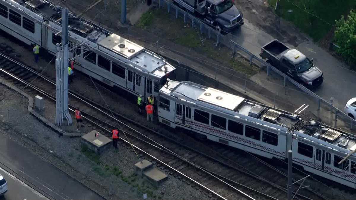 PRT T Red Line derailment in Castle Shannon