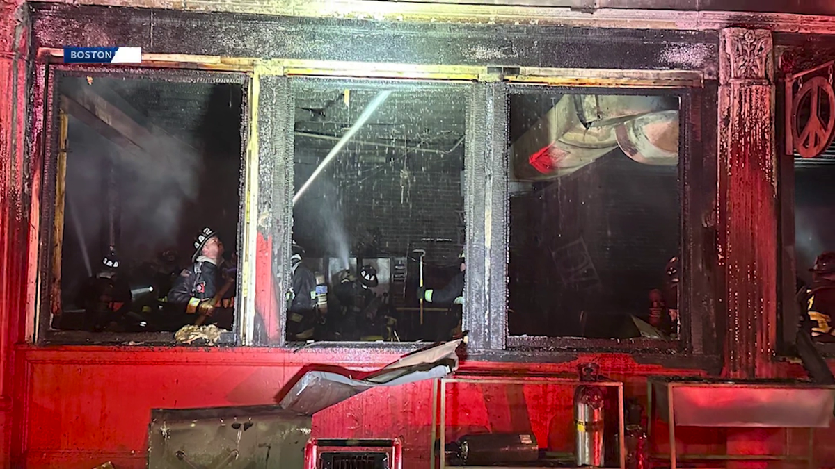 Man arrested for arson after fire destroys Squealing Pig, police say