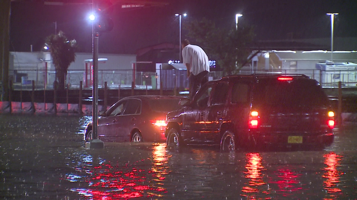 Mayor and city officials update response to Albuquerque flooding