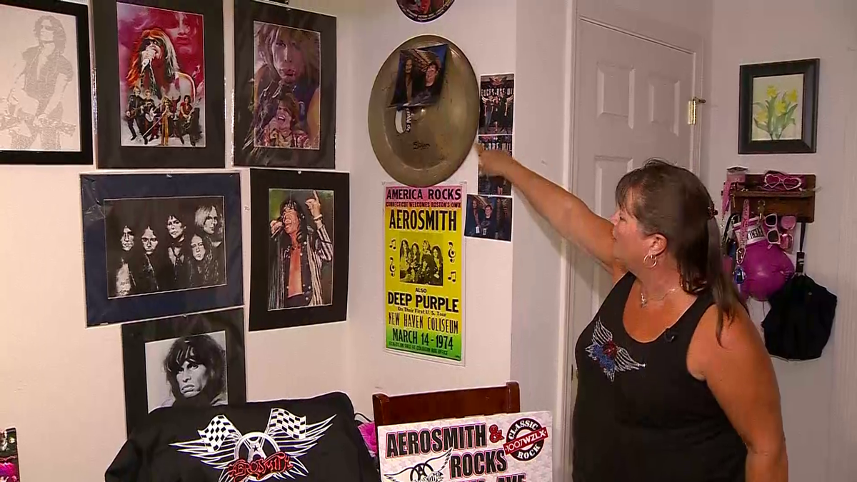 Mass. Aerosmith fans reminisce on years with the legendary band