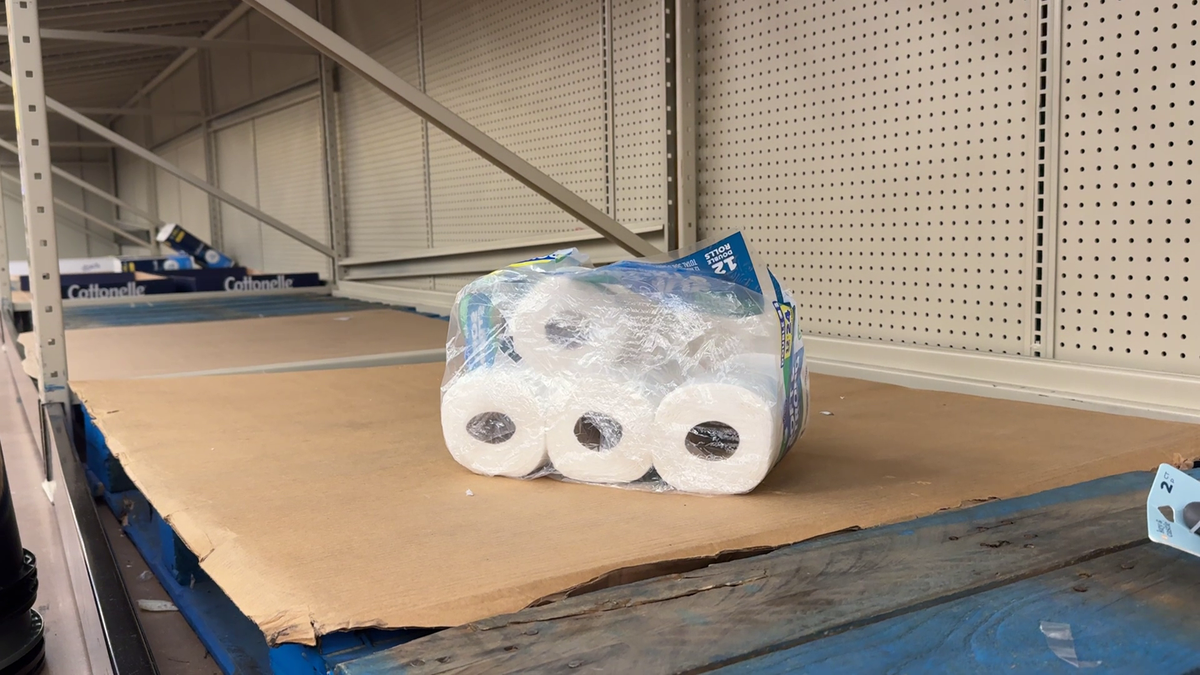 Experts: No need to stock up on toilet paper amid port strike