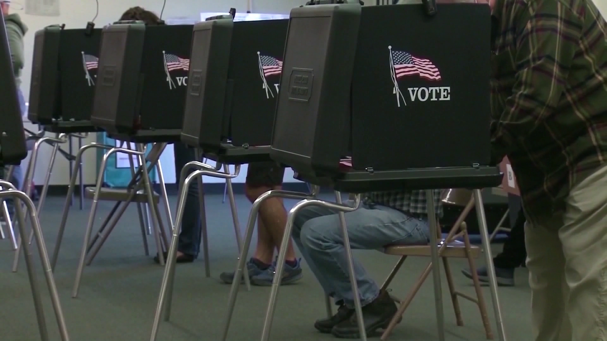 Can convicted felons vote in the presidential election?